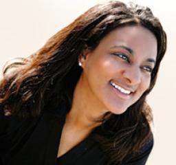 Kim Cash Tate